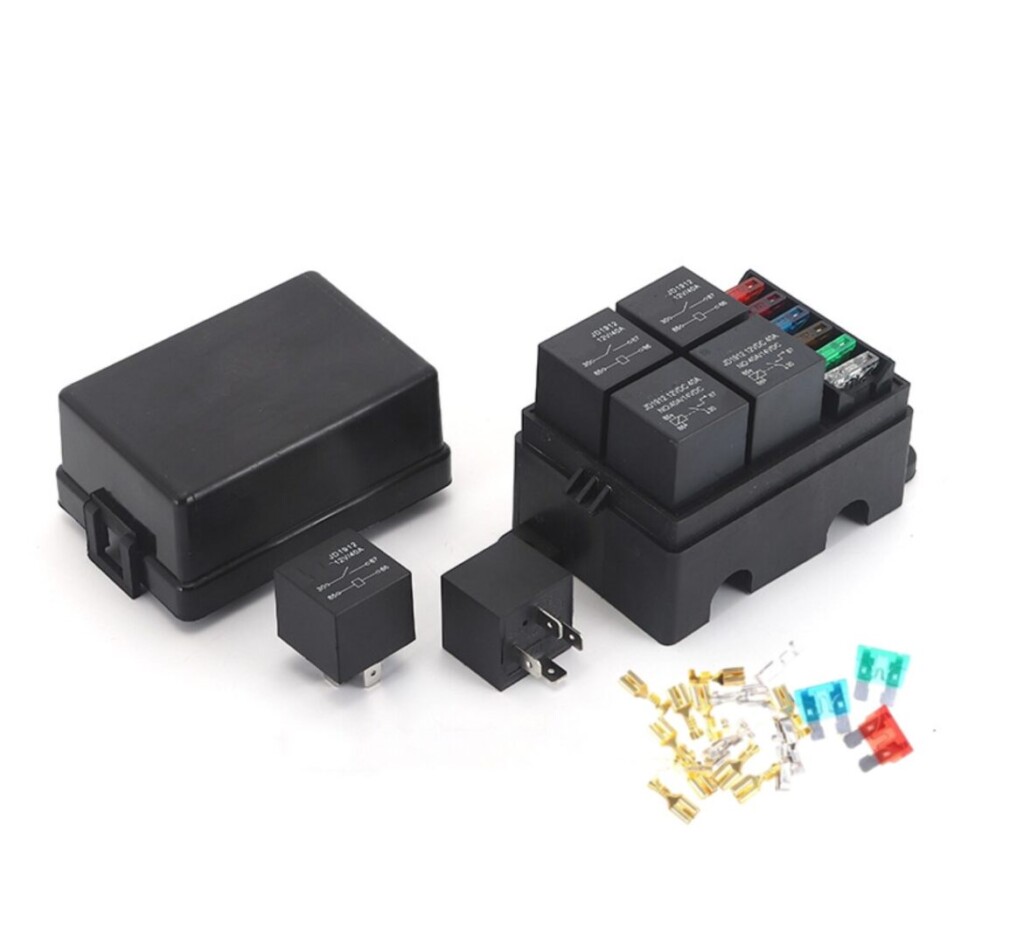 Boite 4 relais + 6 fusibles pour installation électrique 12 volts complète - Discount AutoSport