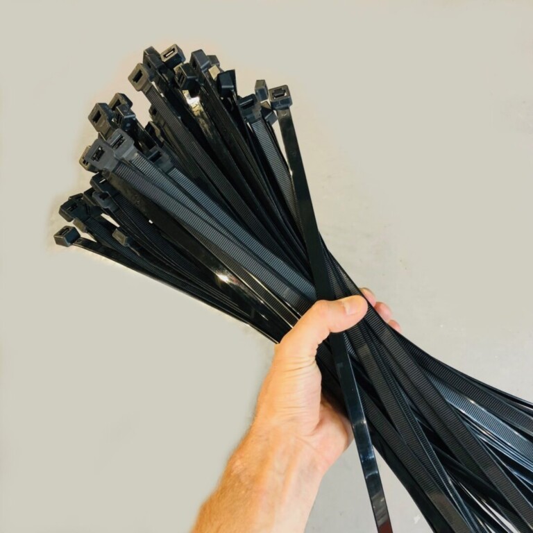 Colliers rislan géants renforcés colson 12mm x 1M Noirs 50 pièces ...