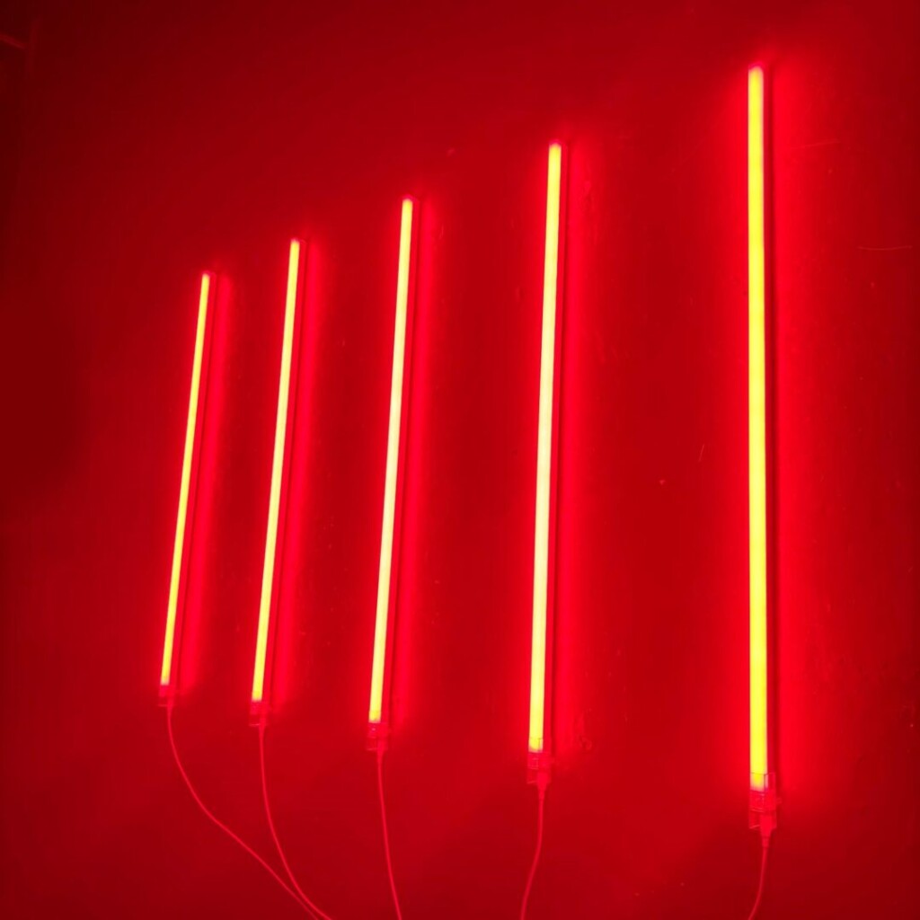 Lampe Barre LED murale Rouge 120cm 16W Gym, Garage, Barber - Discount ...